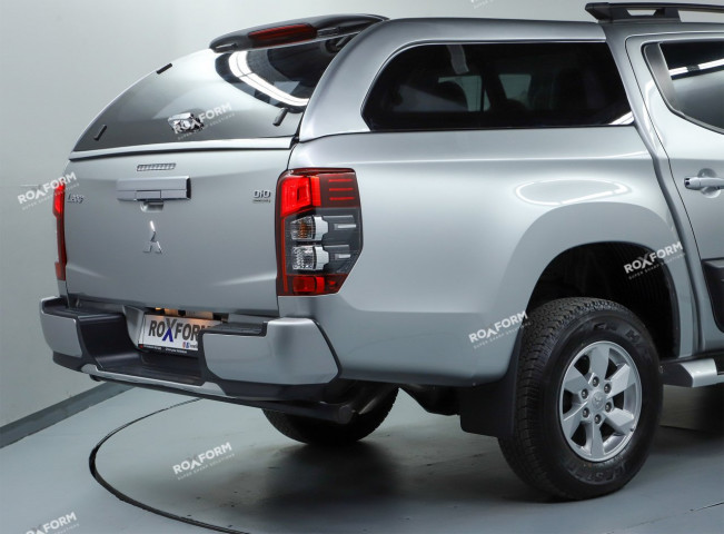 Hardtop on Mitsubishi L200 2015-2021 Fixed Window Canopy - koupit s ...